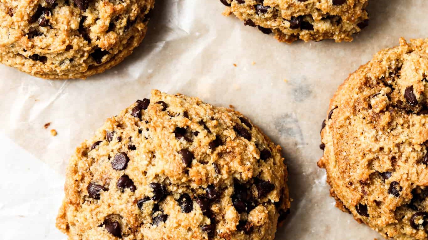 Allianna's Favorite Chocolate Chip Cookies - Dozen – Ship Allianna's ...